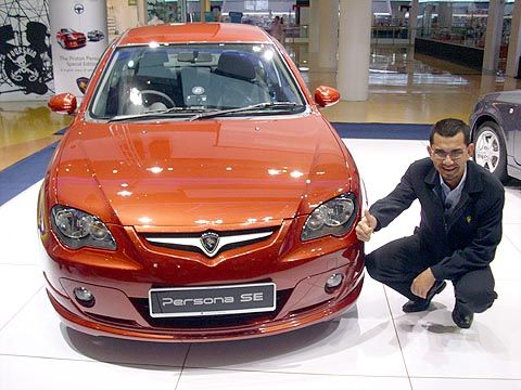 Proton Persona 300 Compact technical specifications and fuel economy